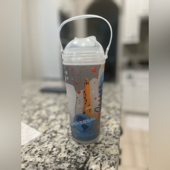 Dining | Universal Studios Cocacola Freestyle Drink Bottle Tumbler Lid ...